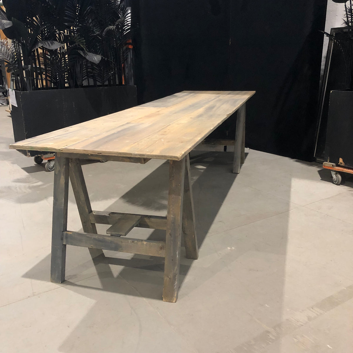 Grande Table en Bois Rustique | Écoscéno